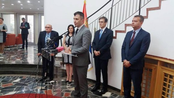 Mинистaр Зоран Ђорђевић са својим тимом одржао састанак са ...